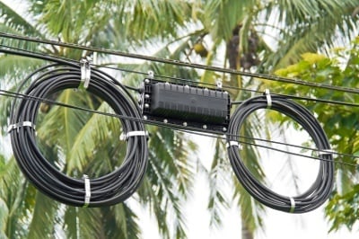 The mechanics of aerial fiber cable